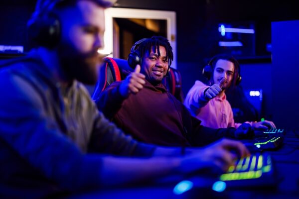 ALGSとは？大会の概要や仕組みを徹底解説 ｜MEDIA｜HIT GAMING 公式サイト